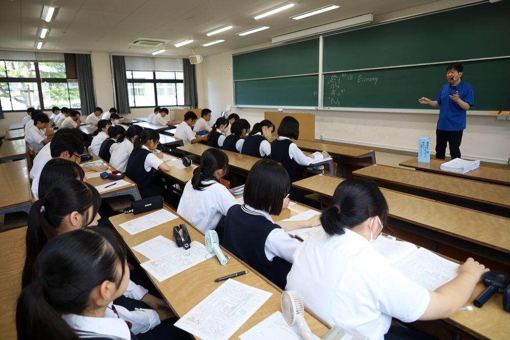 高校生が大学の授業を実際に受講しました|教育|FUKUDAism（フクダイズム）|福岡大学