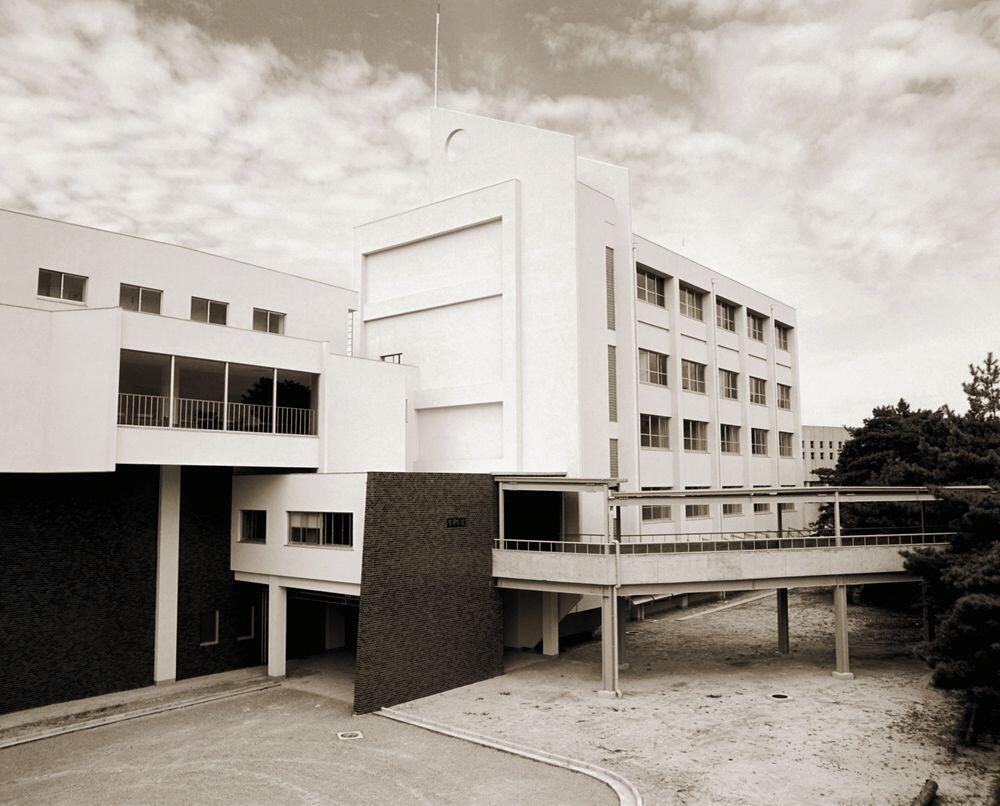 【連載】写真でみる福岡大学史⑥ ～有朋会館～|キャンパスライフ|FUKUDAism（フクダイズム）|福岡大学