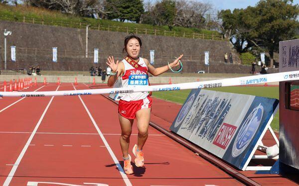 「島原学生駅伝」で女子が10年連続の優勝、男子は7位でフィニッシュ|スポーツ|FUKUDAism（フクダイズム）|福岡大学