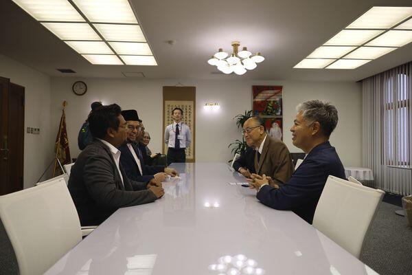 マラ工科大学（マレーシア）のシャリン・ビン・サーヒブ副学長が学長表敬されました|教育|FUKUDAism（フクダイズム）|福岡大学