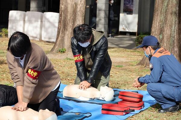 中央図書館で「防災訓練」を実施しました|地域連携|FUKUDAism（フクダイズム）|福岡大学