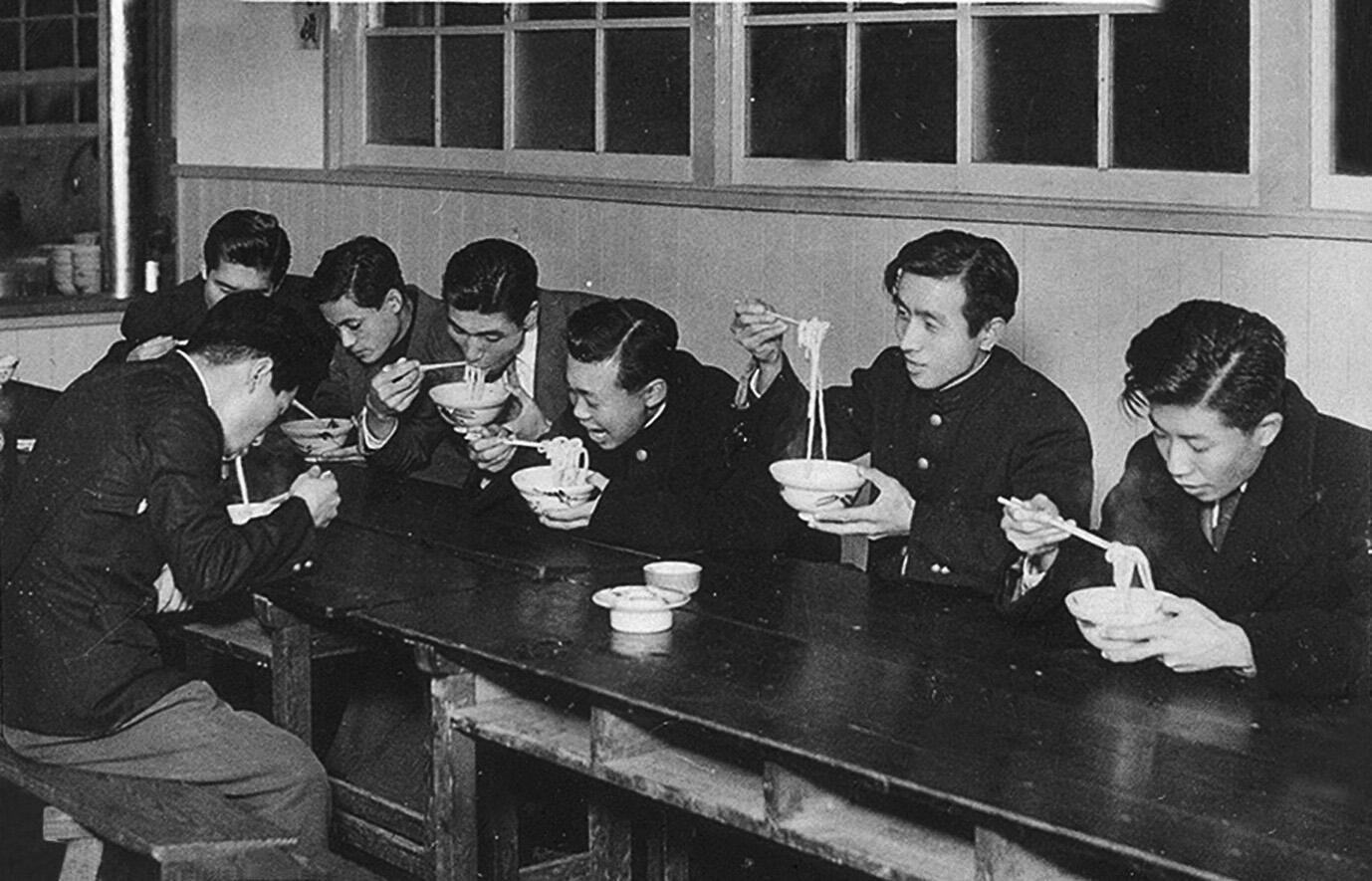 写真で振り返る福岡大学の90年 ー九州経済専門学校～福岡商科大学ー|キャンパスライフ|FUKUDAism（フクダイズム）|福岡大学