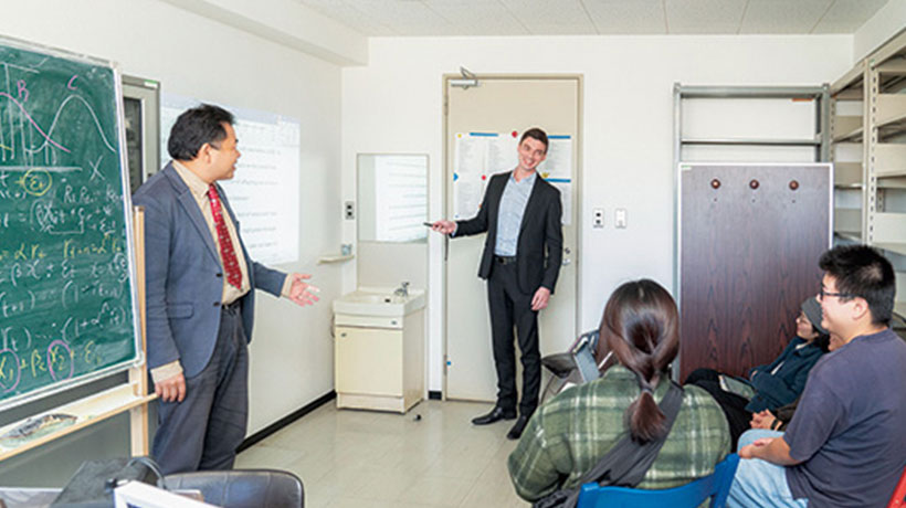 Graduate School of Economics | Graduate Schools | Fukuoka University | 福岡大学